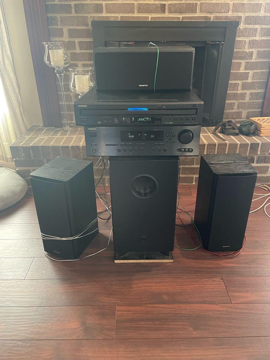 Onkyo surround sound system and dvd/cd player (plays 6 cds/dvds) for ...