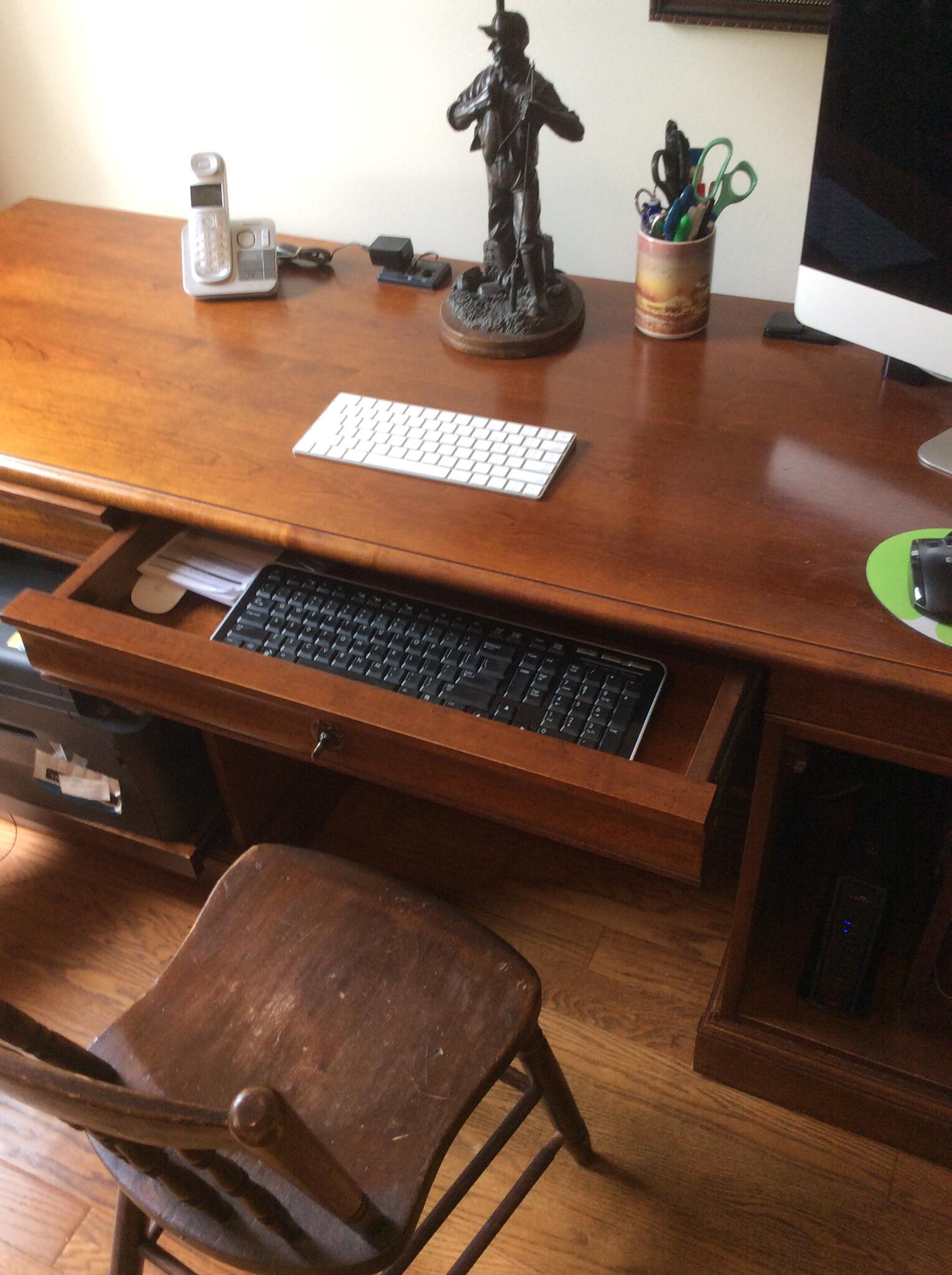 Stanley Computer Desk for $825 in Cleveland, OH | For Sale & Free ...