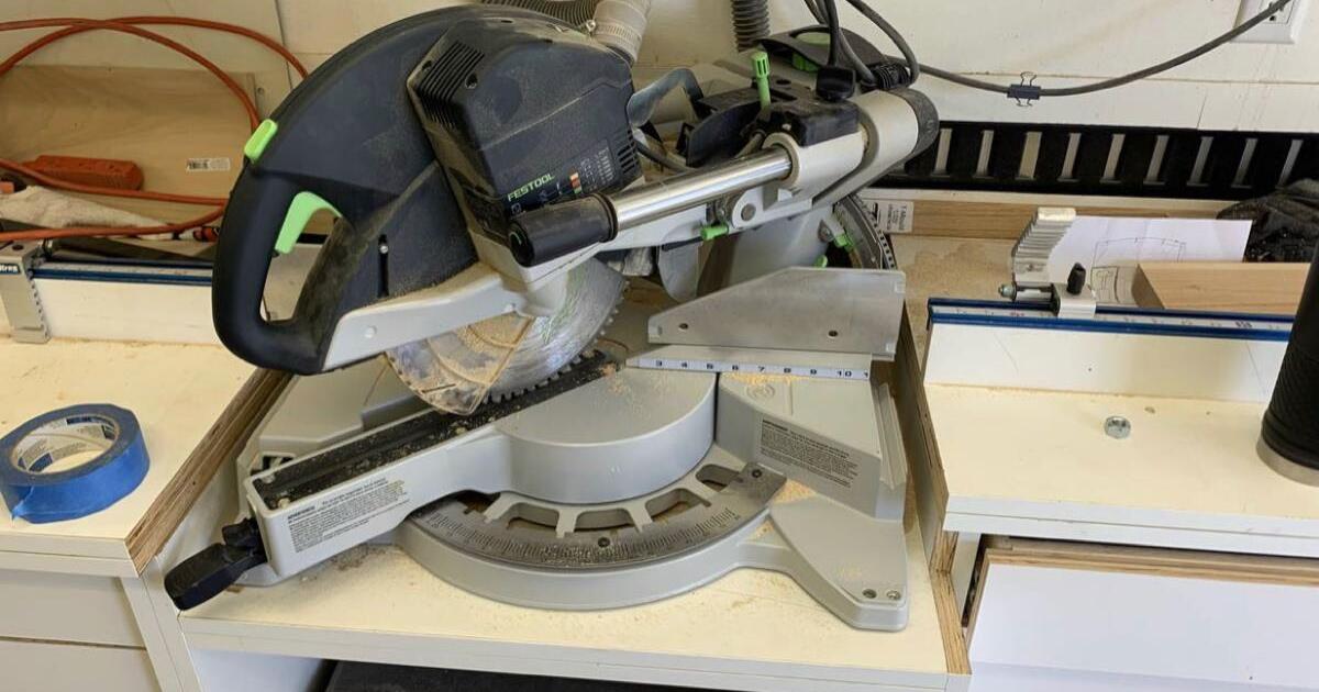 Festool 10 inch compound mitre saw $1000 - like new, runs perfectly ...