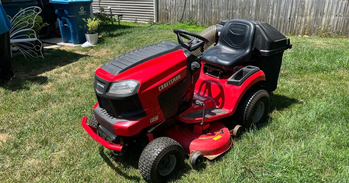 Craftsman T210 Riding Lawn Mower for $1000 in Whitsett, NC | For Sale ...