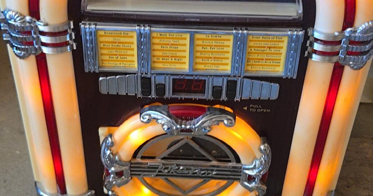 Juke Box Am/FM Radio And CD Player for $50 in Taylor Mill, KY | For ...
