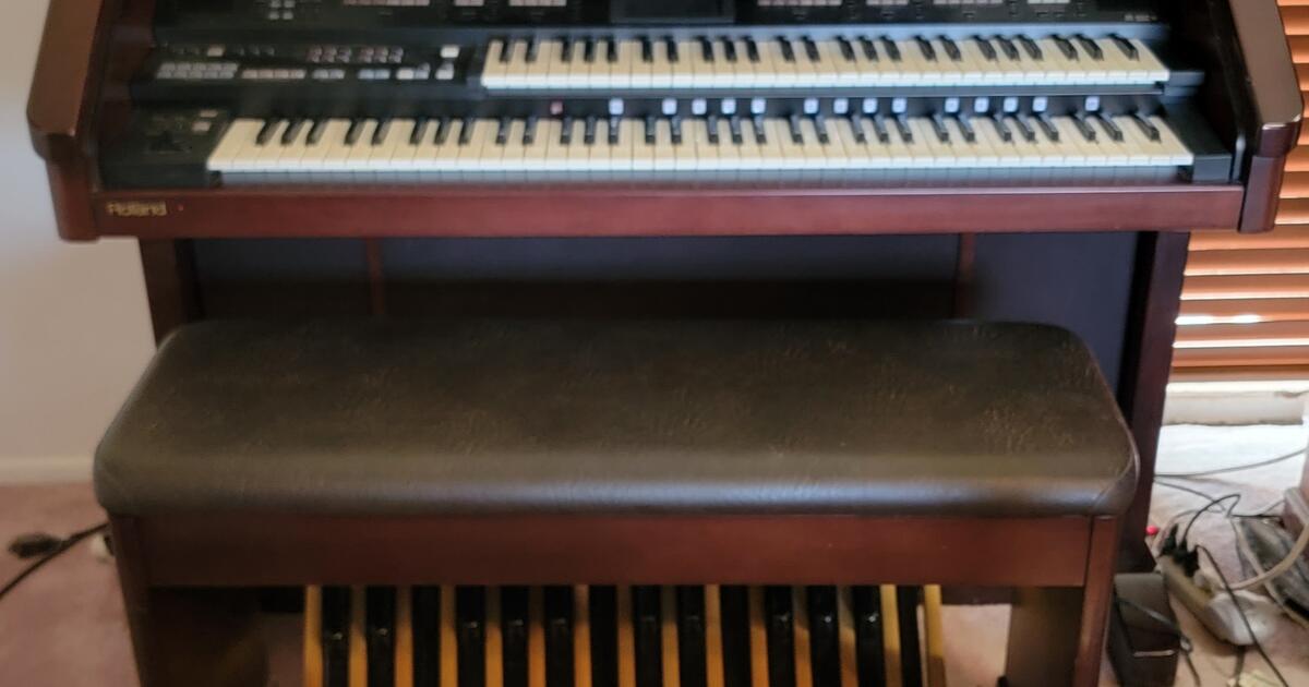 Roland Atelier AT90S Organ for $1234567 in Lake Suzy, FL | For Sale ...