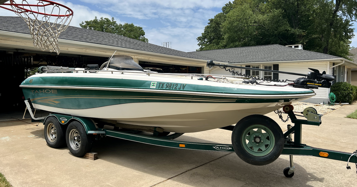 Incredible Deck Boat Under 10K for $9999 in Gainesville, TX | For Sale ...