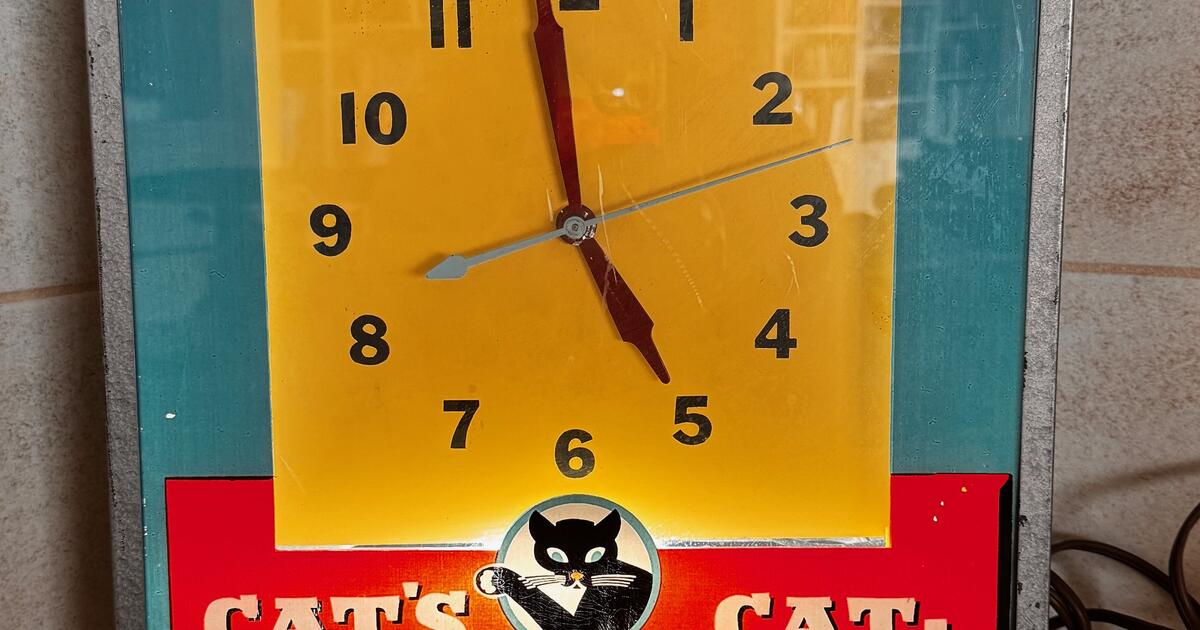 Vintage Cat's Paw Advertising Clock in Napa, CA | For Sale & Free ...