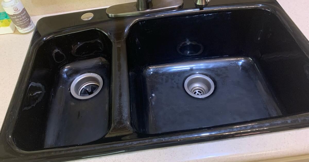 Ceramic Double Sink and Kitchenaid Disposal for Free in Little Rock, AR ...
