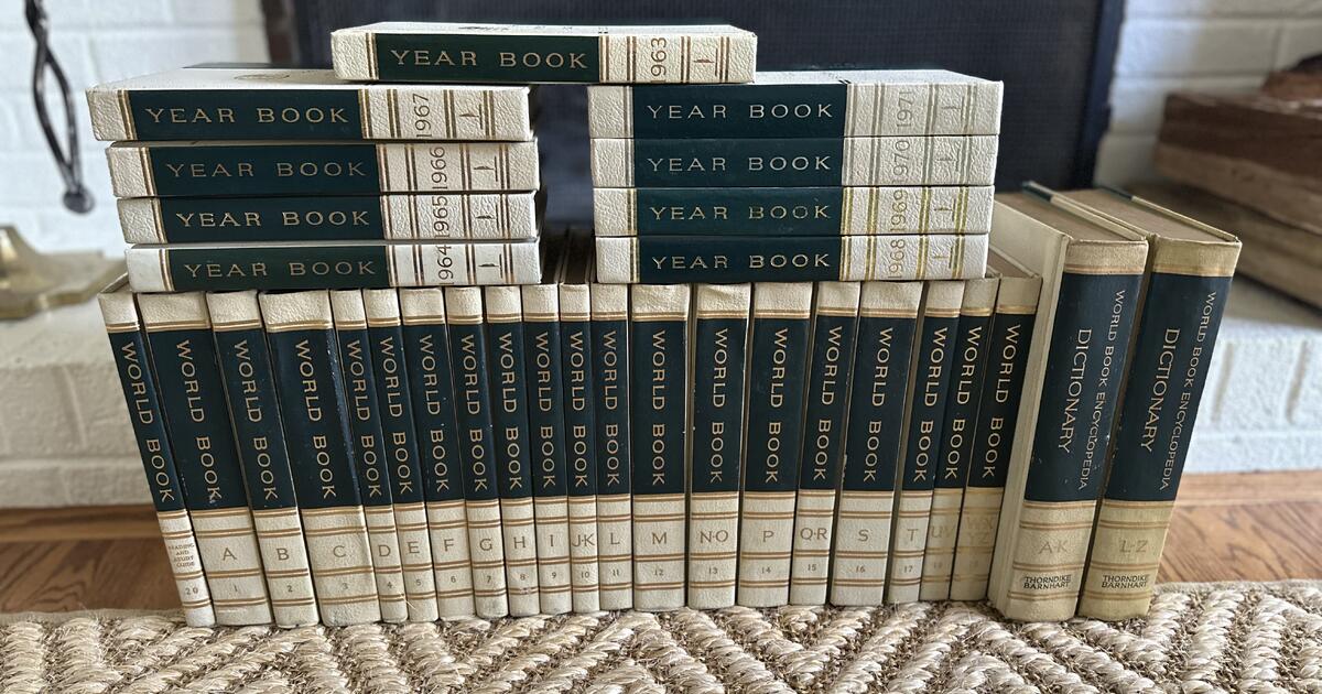 1962 World Book encyclopedia- complete set for $25 in Marietta, GA ...
