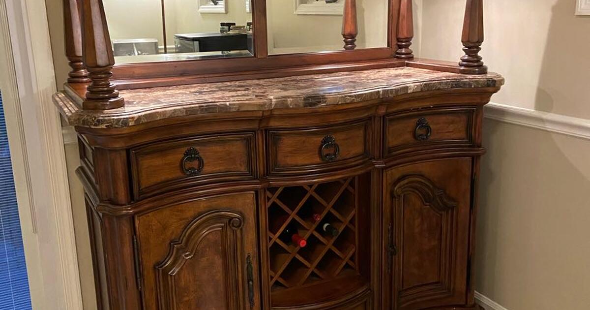 Bar and Sidebar for $1300 in Haddon Heights, NJ | For Sale & Free — Nextdoor
