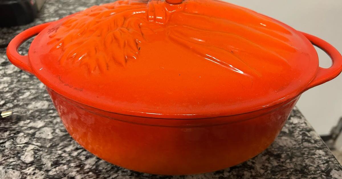 Two Cast Iron Dutch Oven pots for $1 in Chandler, AZ | For Sale & Free ...