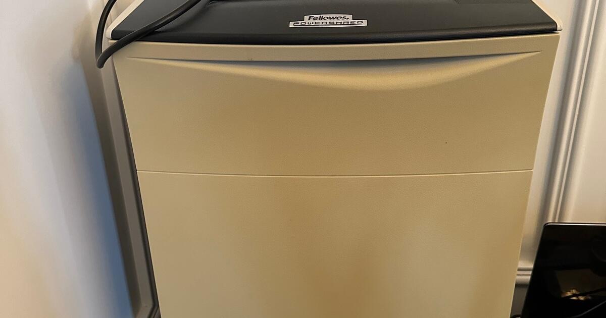 Fellowes Powershred C-220 Paper Shredder for $100 in Atlanta, GA | For ...