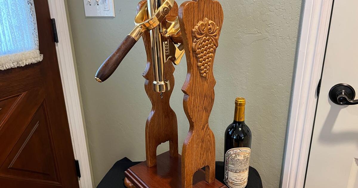 Beautiful Wine Bottle Cork Puller Opener Corkscrew Oak Stand for $260 ...
