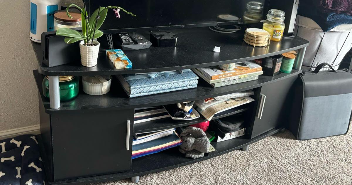 Giving away free couch, TV stand and toaster oven for Free in Portland ...