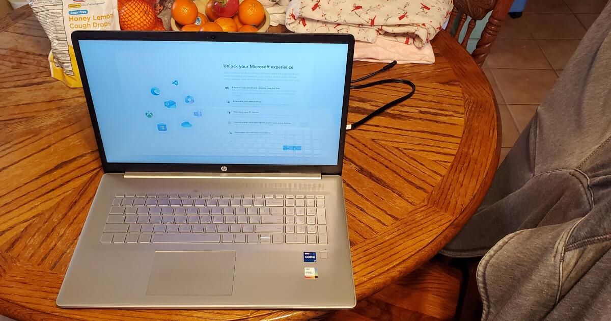 SALE PENDING. HP 17 Laptop Win11, 2TB, RAM 32GB, Core i7-1255U, 17.3 ...