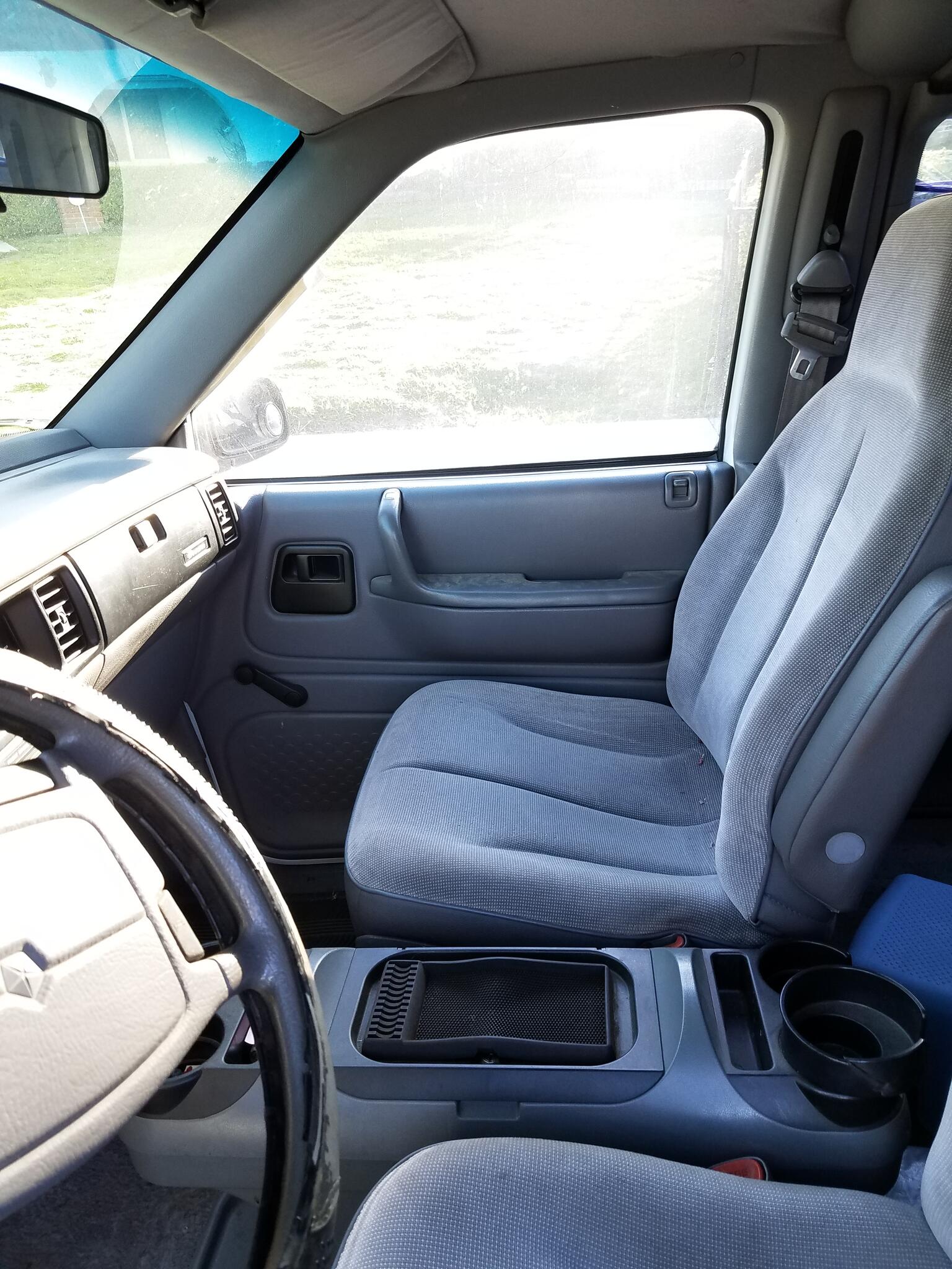 93 dodge Caravan for $700 in Simi Valley, CA | For Sale & Free — Nextdoor