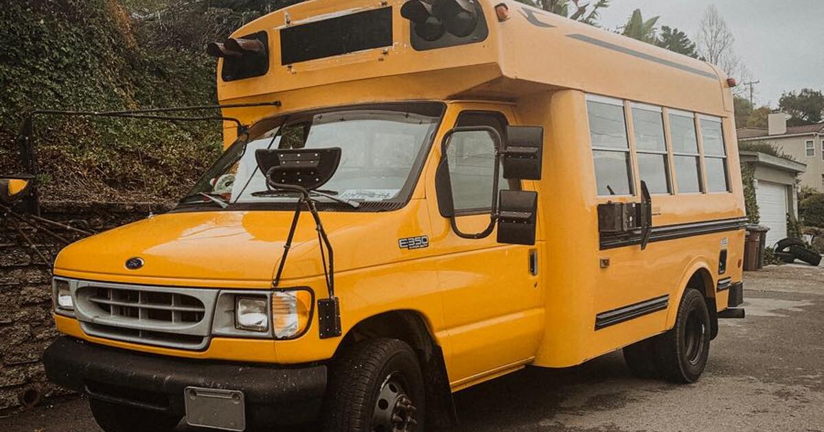 Ford Diesel E350 Mini School Bus (short bus, Skoolie) 1999 for $8500 in ...