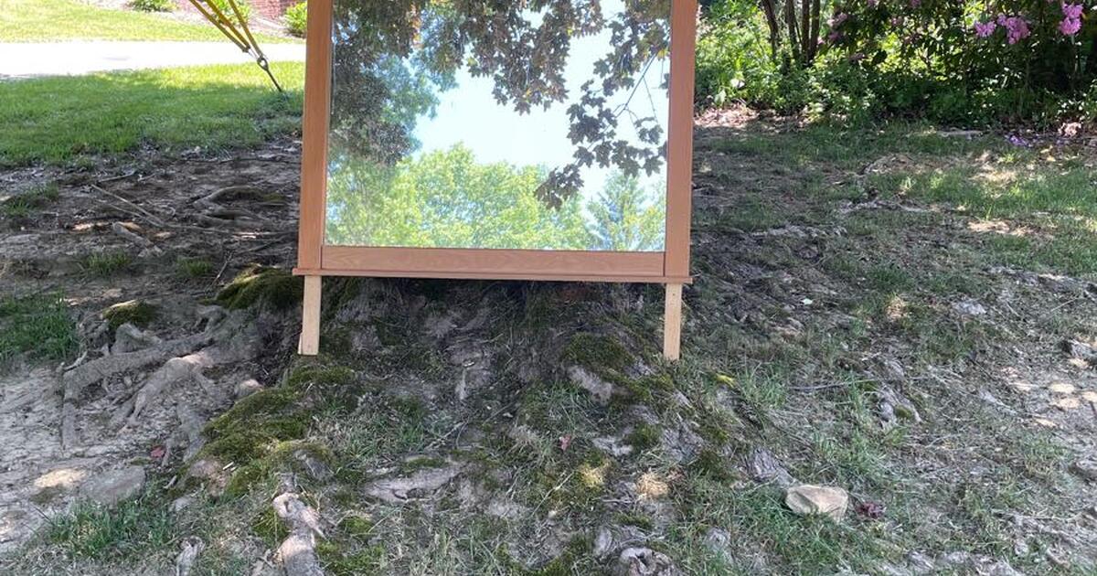 Curb alert! Free Mirror for Free in Pittsburgh, PA | For Sale & Free ...