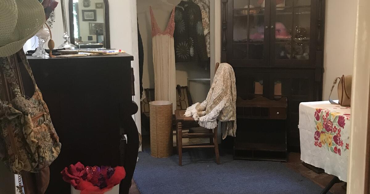 The Country Cottage Estate Sale for $20 in Severna Park, MD | For Sale ...