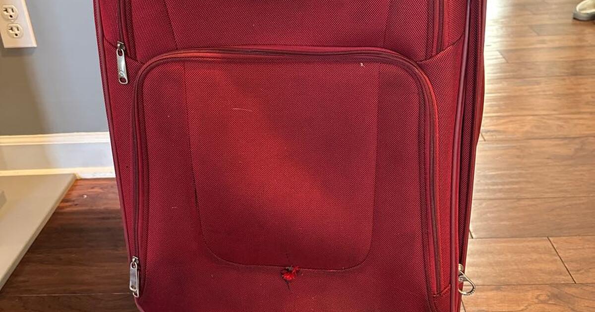 Samsonite Red Suitcase for Free in Charlotte, NC | For Sale & Free ...