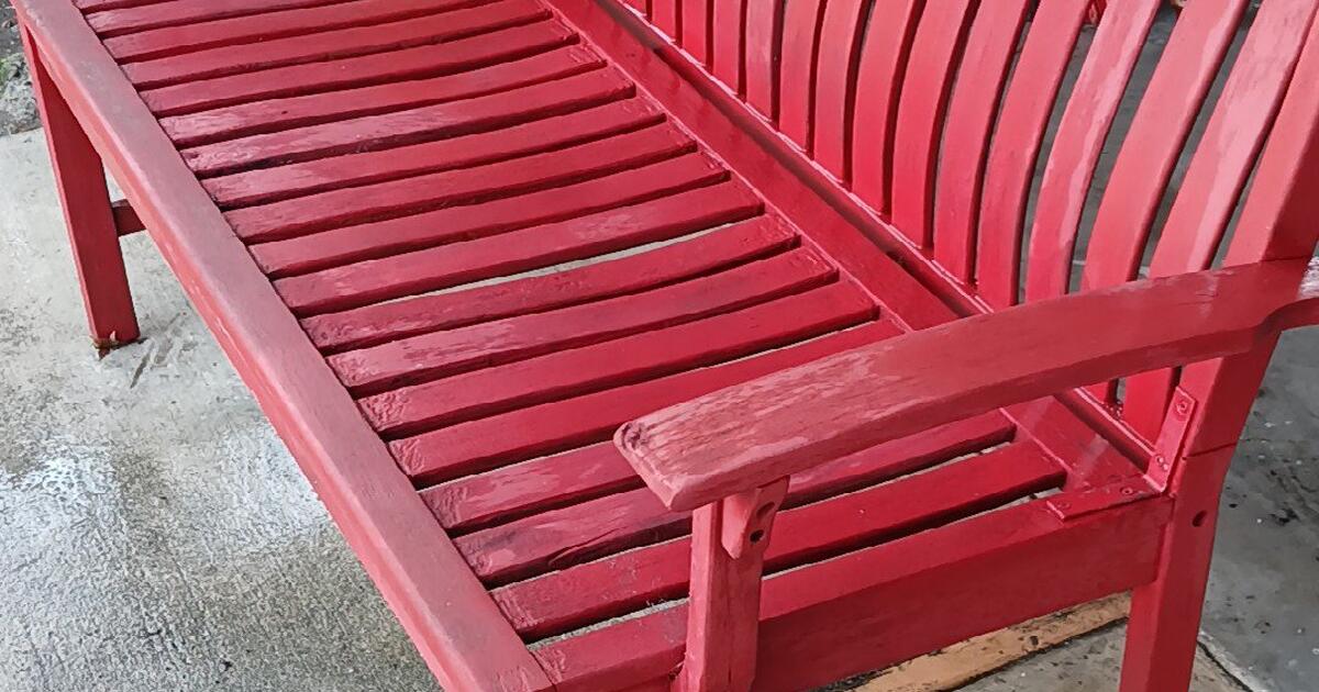 Red Wooden Bench for $25 in Grover Beach, CA | For Sale & Free — Nextdoor