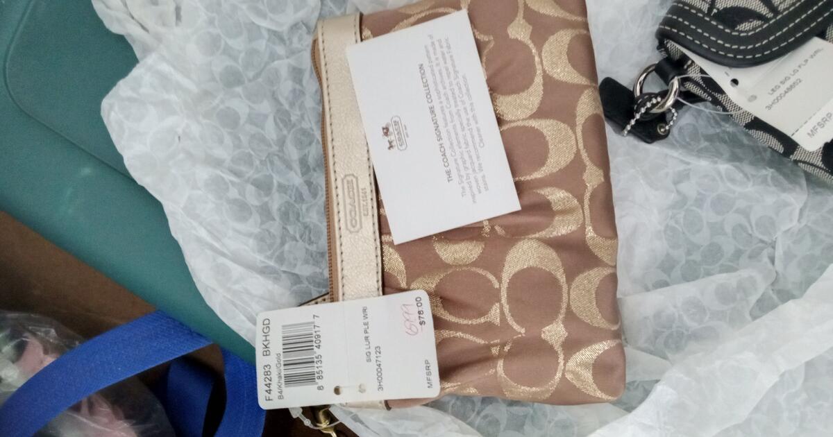 Coach Signature Series for $40 in Lowell, MA | For Sale & Free — Nextdoor