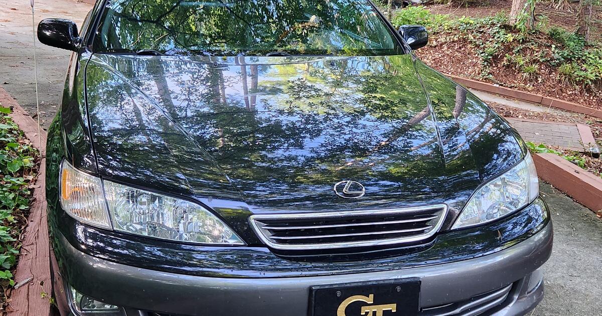 2001 Lexus ES300 Platinum / Coach Edition for $4200 in Salem, SC | For ...