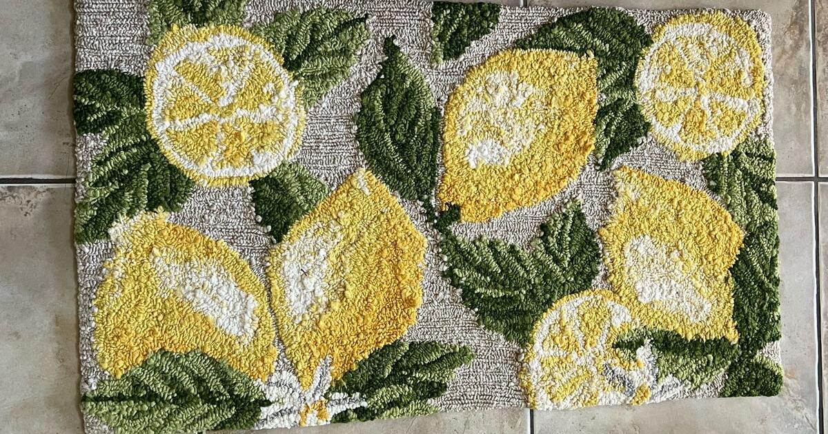 Lemon Pattern Hook Rug for $60 in Sedona, AZ | For Sale & Free — Nextdoor