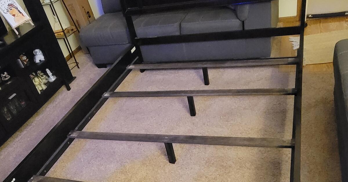 Queen Size Bed Frame for Free in Streamwood, IL | For Sale & Free ...
