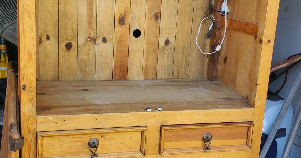 Wooden Hutch for $70 in Show Low, AZ | For Sale & Free — Nextdoor