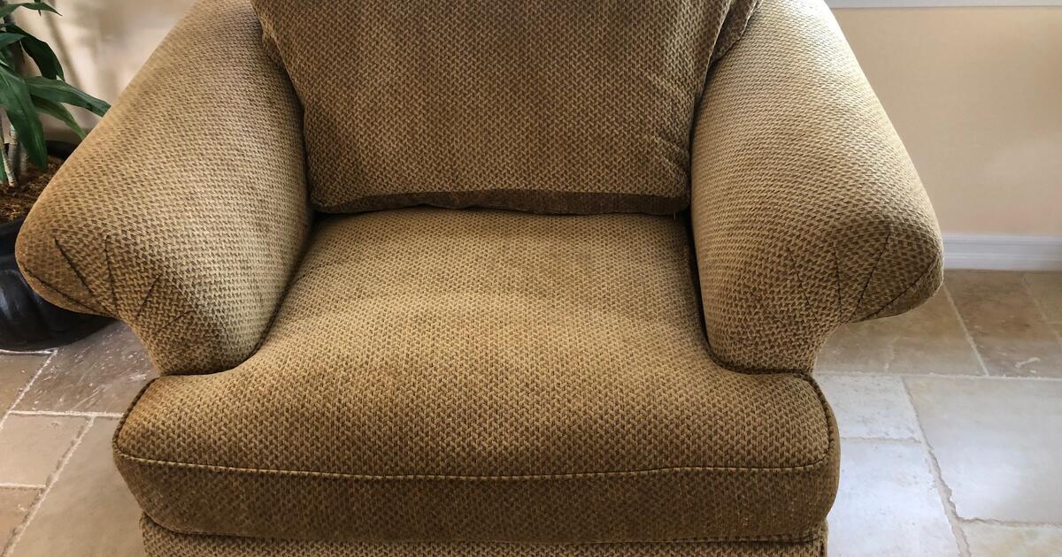 Oversized Comfy Chair in Great Condition for $45 in San Diego, CA | For ...