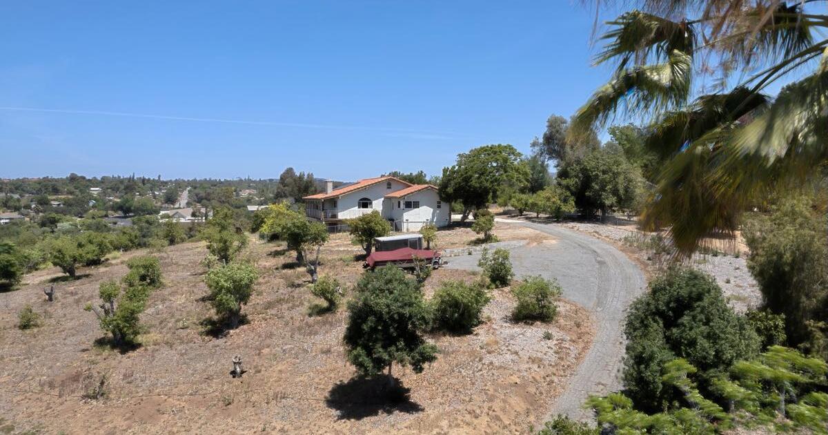 Motorhome, Boat, RV, Trailer, Truck private parking lot for $105 in ...