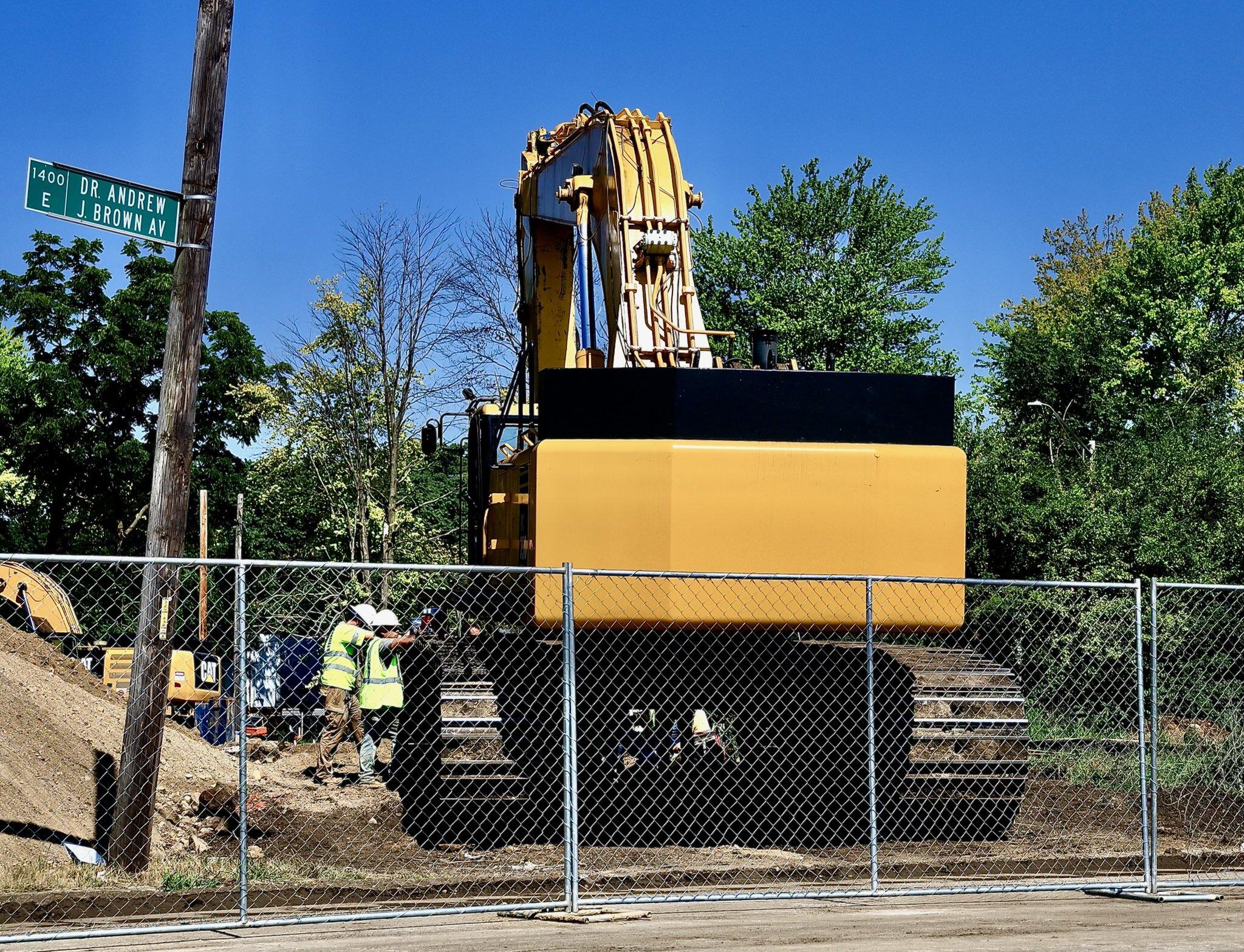 INDY DPW AND MAYOR HOGSETT HIGHLIGHT KEYSTONE AVENUE SOUTH STORMWATER ...