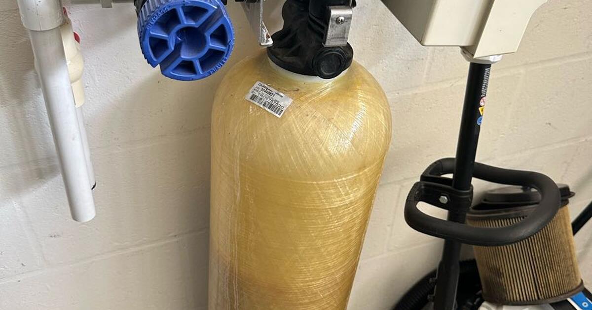 Free Culligan Culligan Medallist series model WG 844 water softener for ...