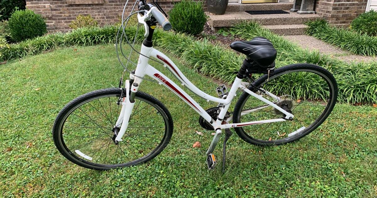 Giant Cypress DX Women’s Bike in Lexington, KY | For Sale & Free — Nextdoor
