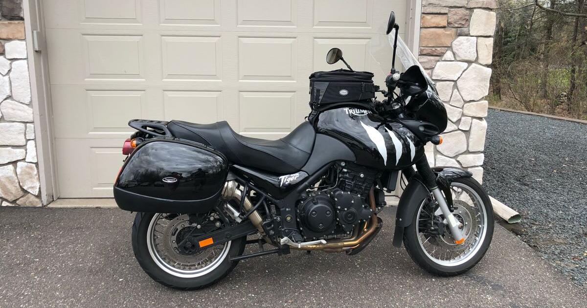 2004 Triumph Tiger 955i for $3300 in Maplewood, MN | For Sale & Free ...