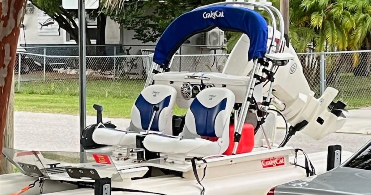 CraigCat pontoon boat for $9100 in Brooksville, FL | Finds — Nextdoor