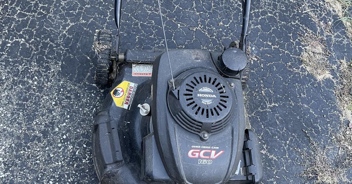 Craftsman GCV 160 Lawnmower for $10 in Louisville, KY | For Sale & Free ...