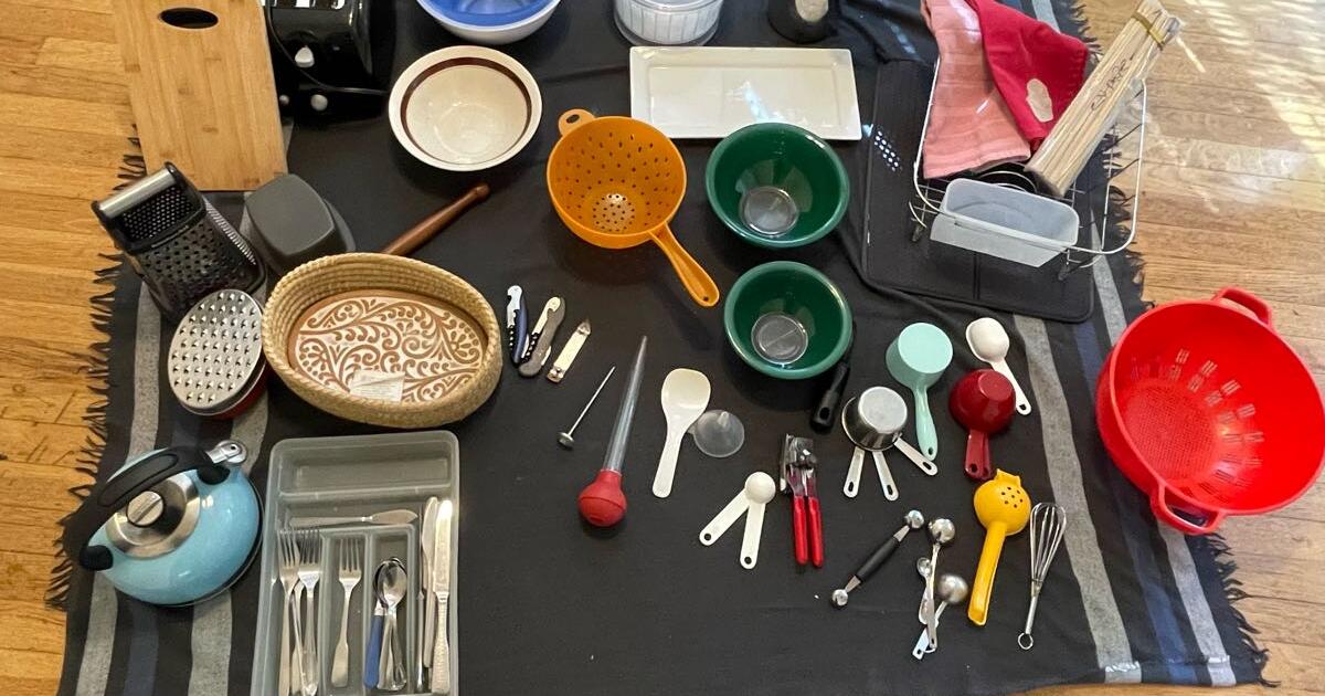 Kitchen ware- for $1 in Portland, OR | For Sale & Free — Nextdoor