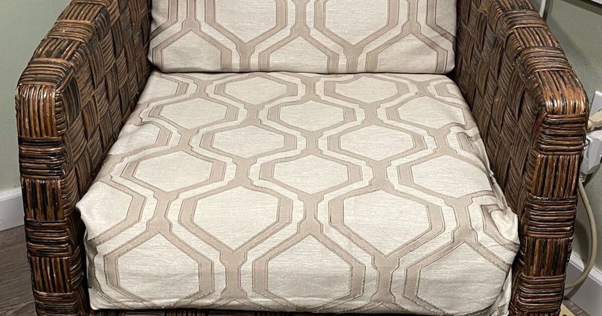 Accent Chair For Sale for $45 in Baton Rouge, LA | For Sale & Free ...