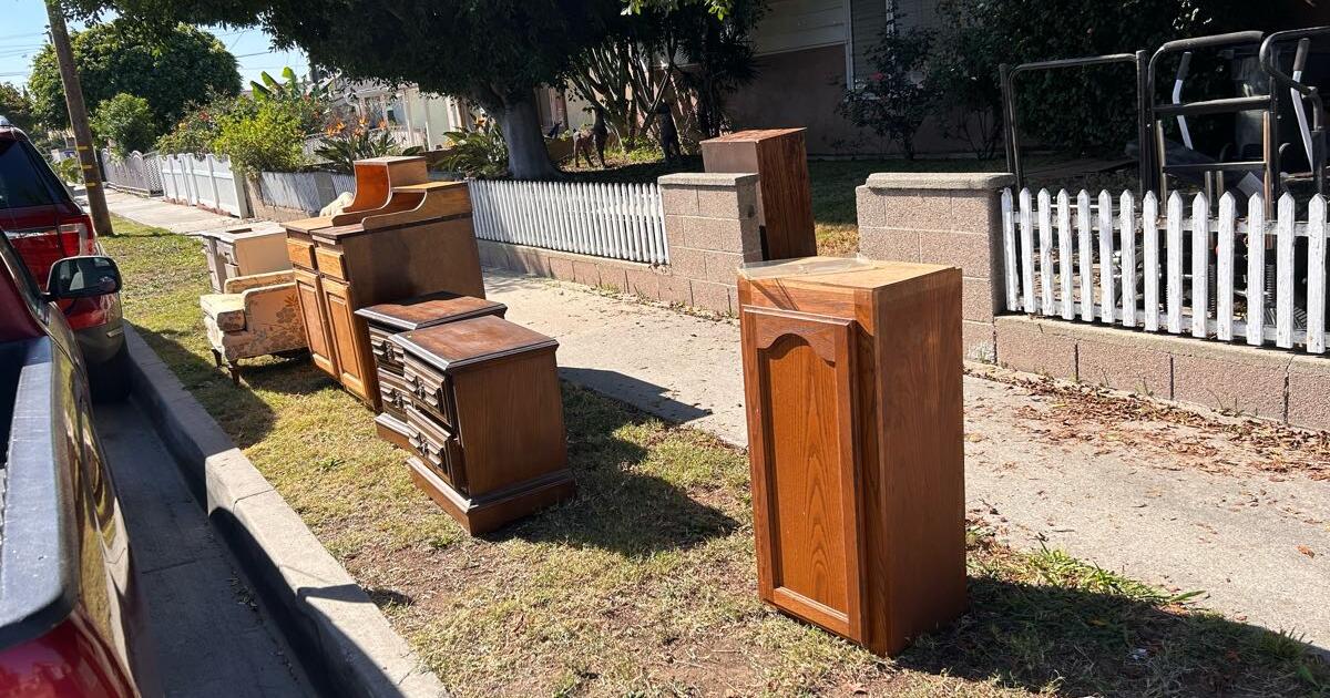 CURBSIDE PICKUP ALL HOUSEHOLD ITEMS MUST GO for Free in Lawndale, CA ...
