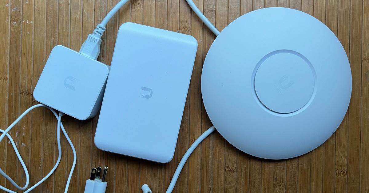 UniFi Modem & Router for $150 in Sandy Springs, GA | For Sale & Free ...