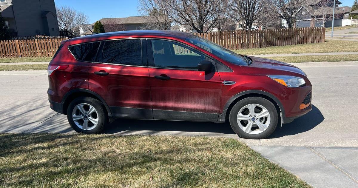 2016 Dark Red Ford Escape S 91K miles one owner well taken care of new ...