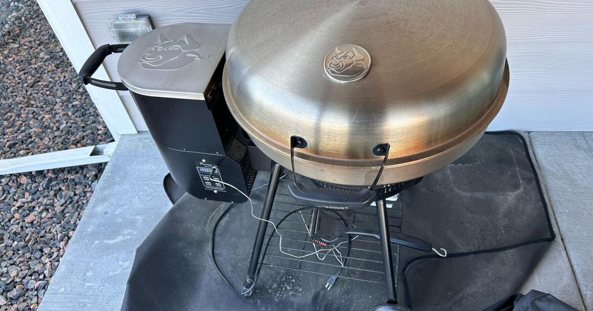 Rectec Bullseye Wood Pellet Grill RT-B380 for $75 in Monument, CO | For ...