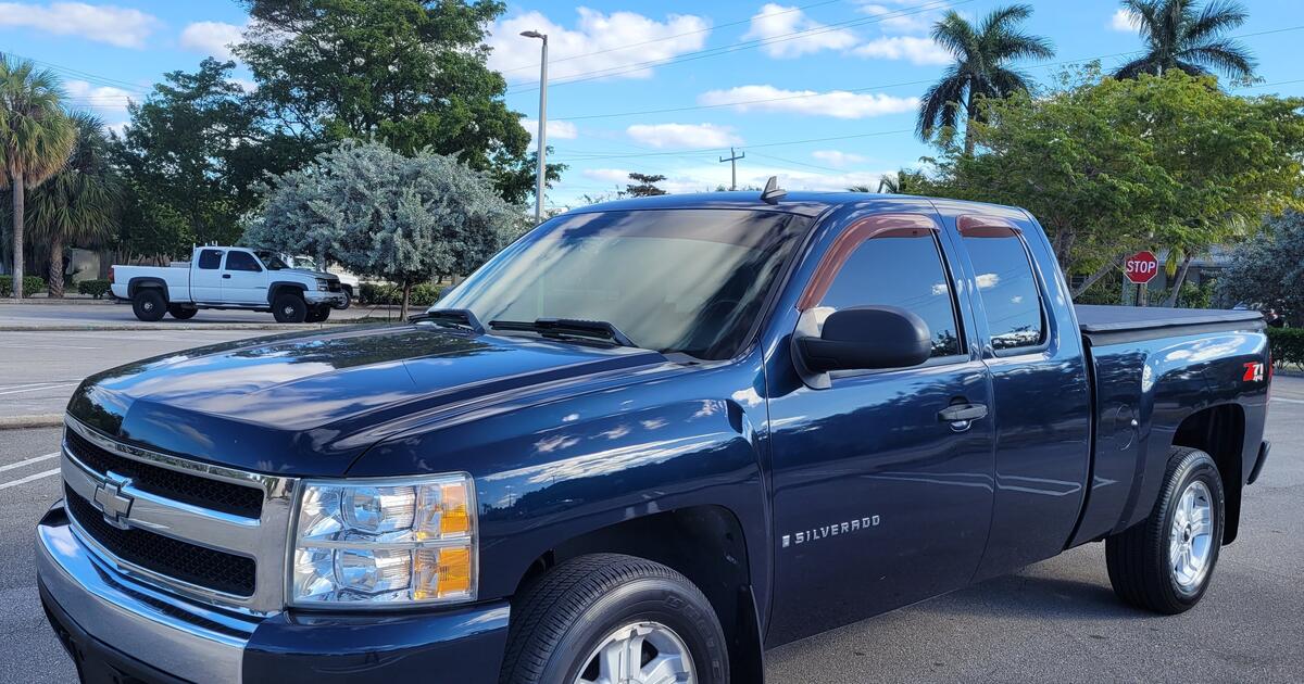 Chevy Silverado Ext Cab 4×4 Z71 Low Miles for $12500 in Pompano Beach ...