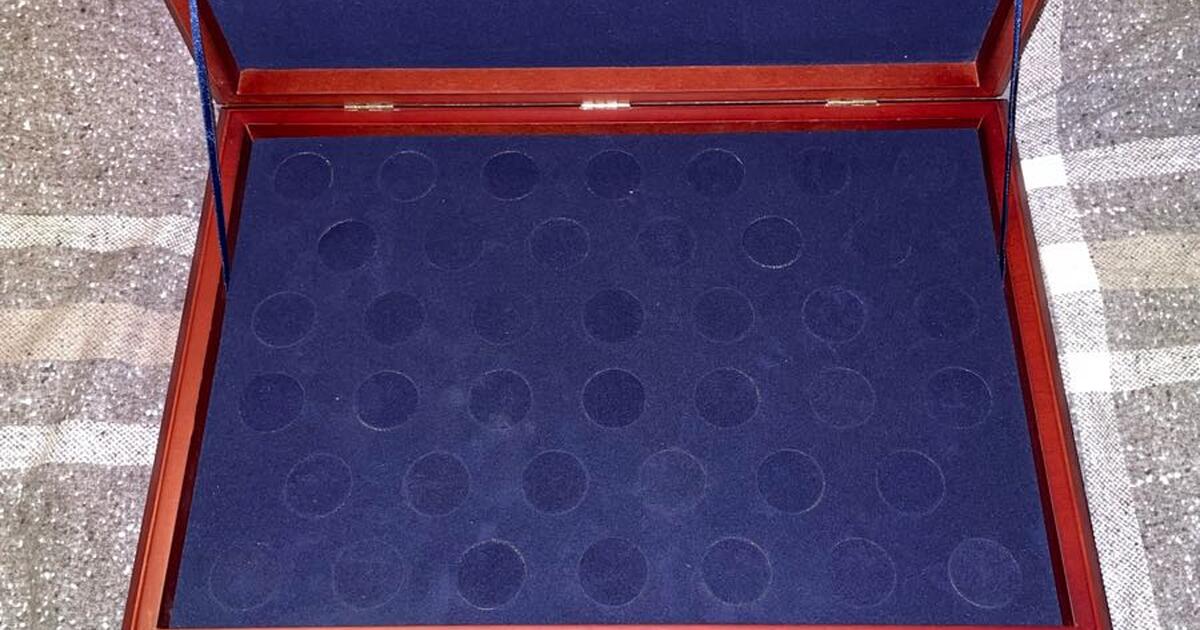 Presidential Gold Coin Case for $5 in Cincinnati, OH | For Sale & Free ...