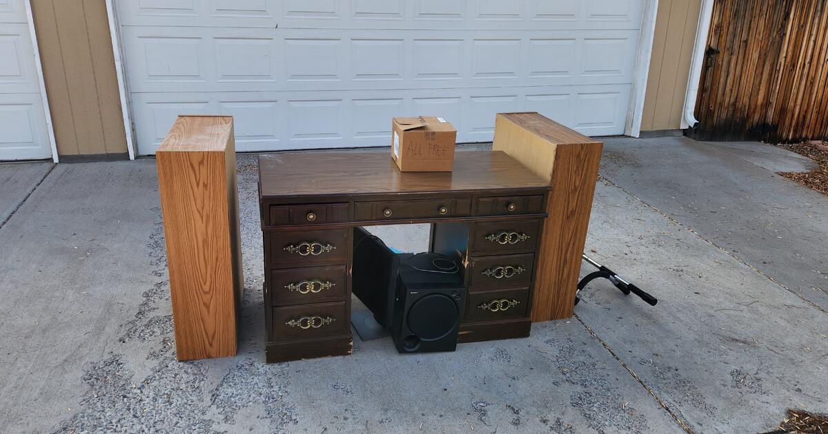 Wooden Desk, shelves, Dell computer screen, Sony subwolfer, pull-up bar ...