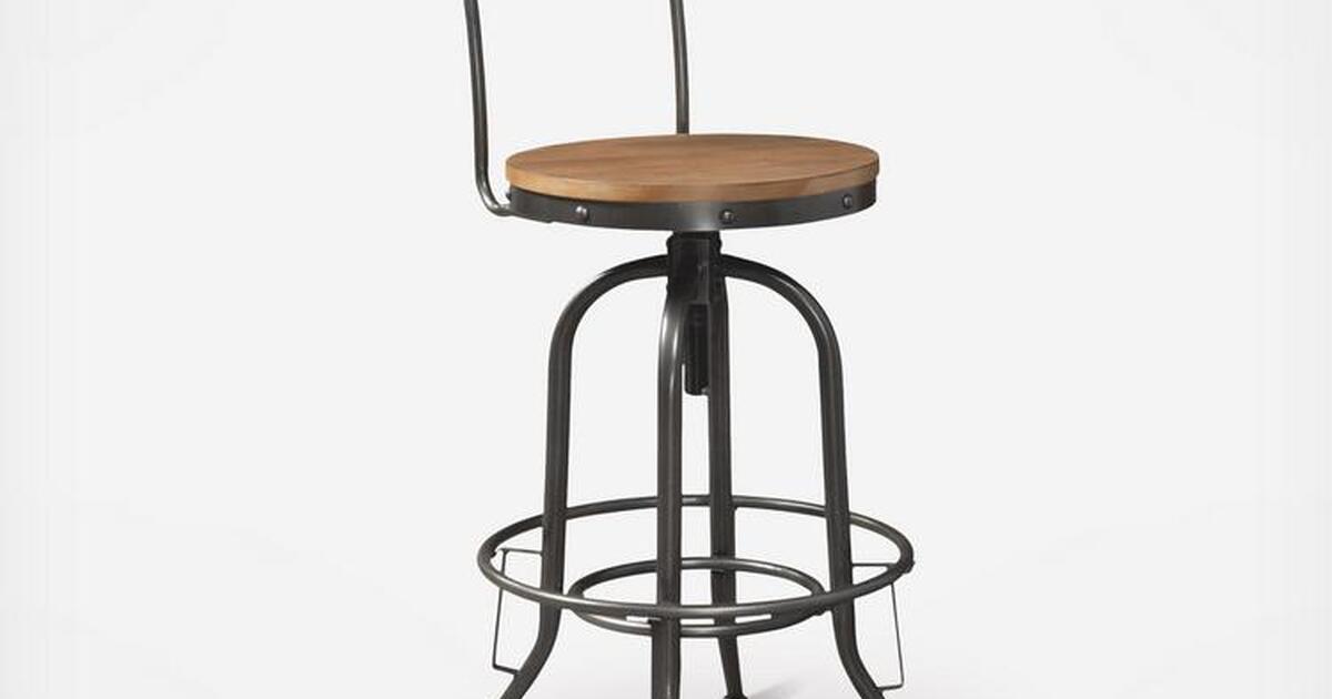 Ashley Furniture Pinnadel High Back Swivel Barstool, Set of 4 (Used ...