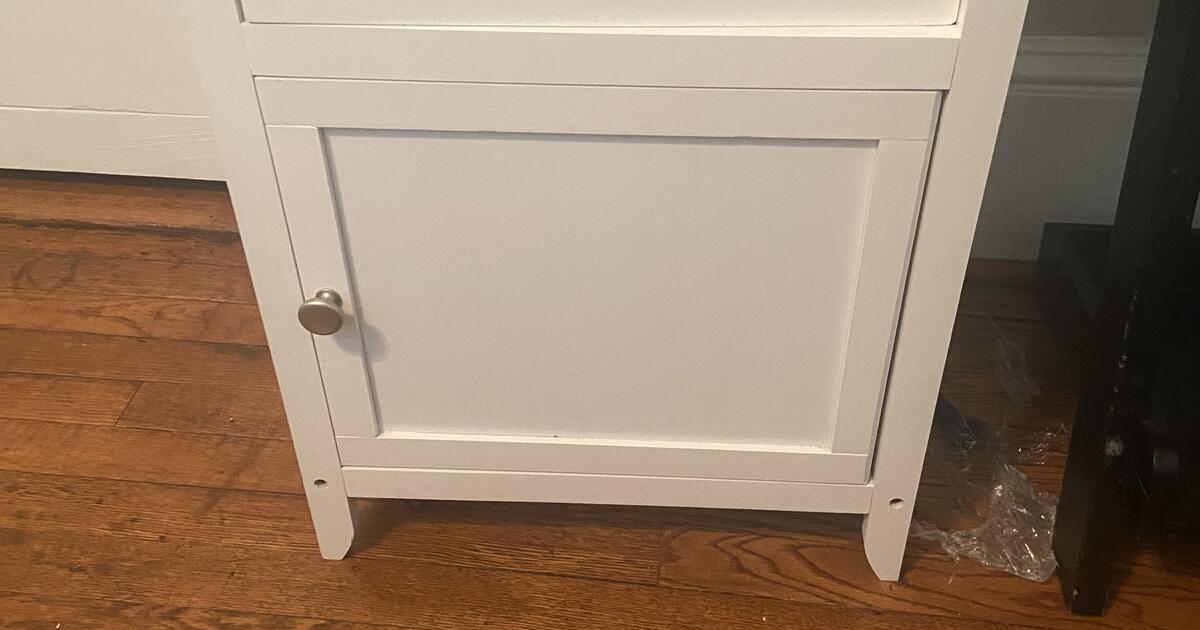 FREE bedside table for Free in Decatur, GA | For Sale & Free — Nextdoor
