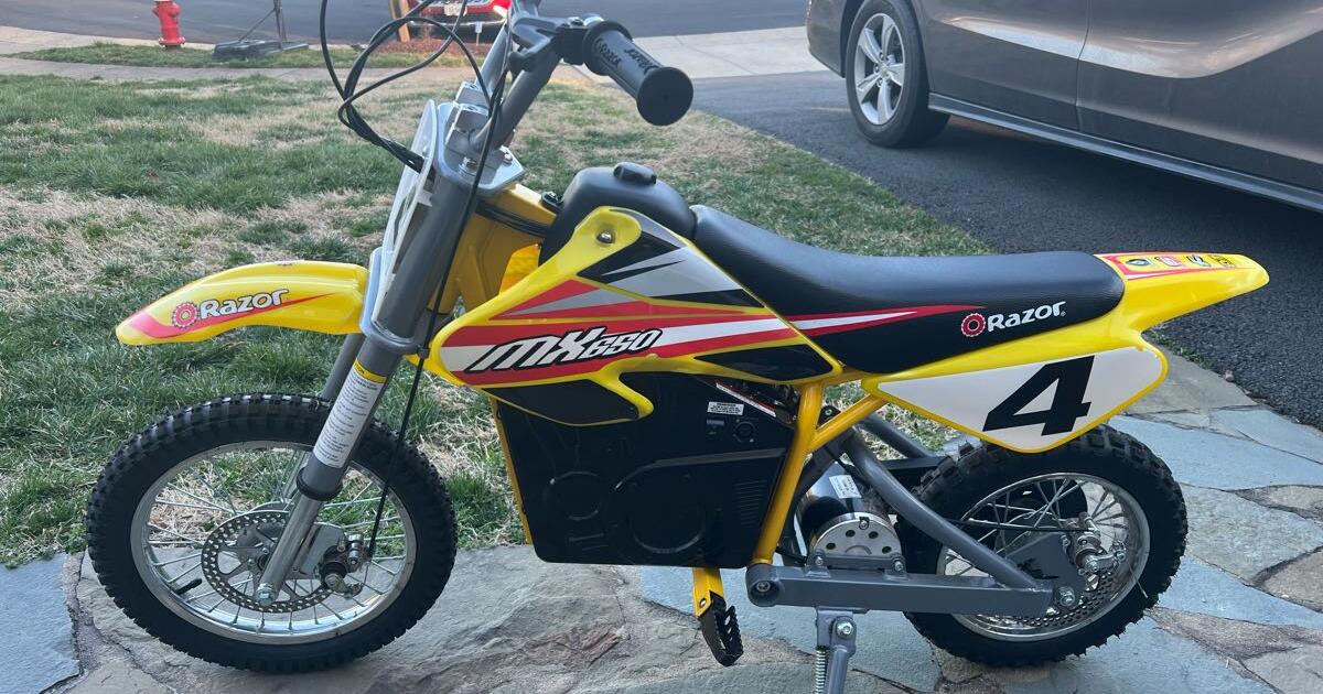 Razor mx650 electric dirt bike for $375 in Ashburn, VA | Finds — Nextdoor