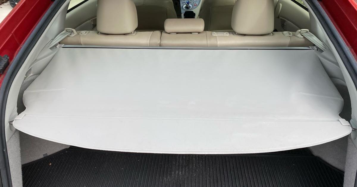 Toyota Prius retractable cargo tonneau cover for Free in Sarasota, FL ...