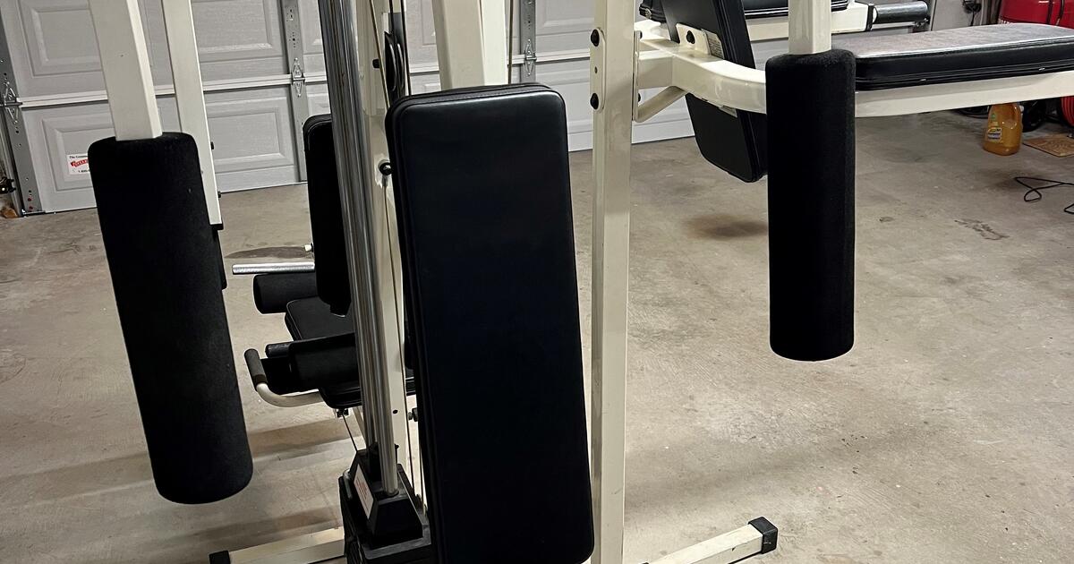 Universal Weight Machine for Free in Coppell, TX | For Sale & Free ...