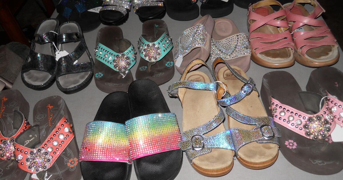 Yard Sa;e in Phoenix, AZ | For Sale & Free — Nextdoor